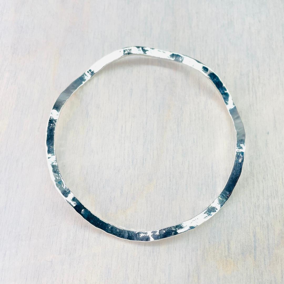 Hammered And Wavy Sterling Silver Bangle. – Smithsonia