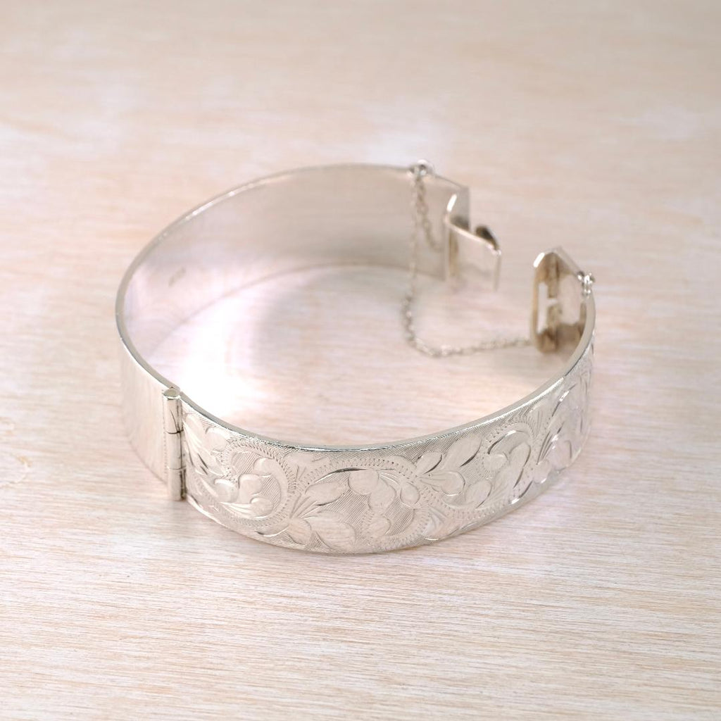 Vintage Engraved Silver Bangle Bracelet, Hallmarked in Birmingham 1973 ...