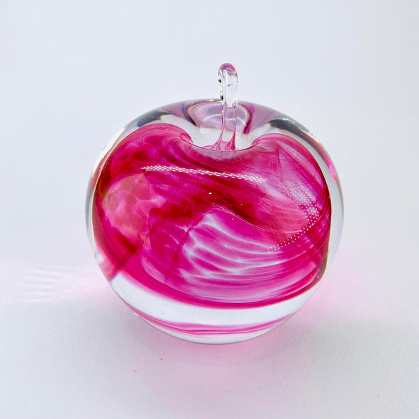 Red Handmade Glass Apple. – Smithsonia