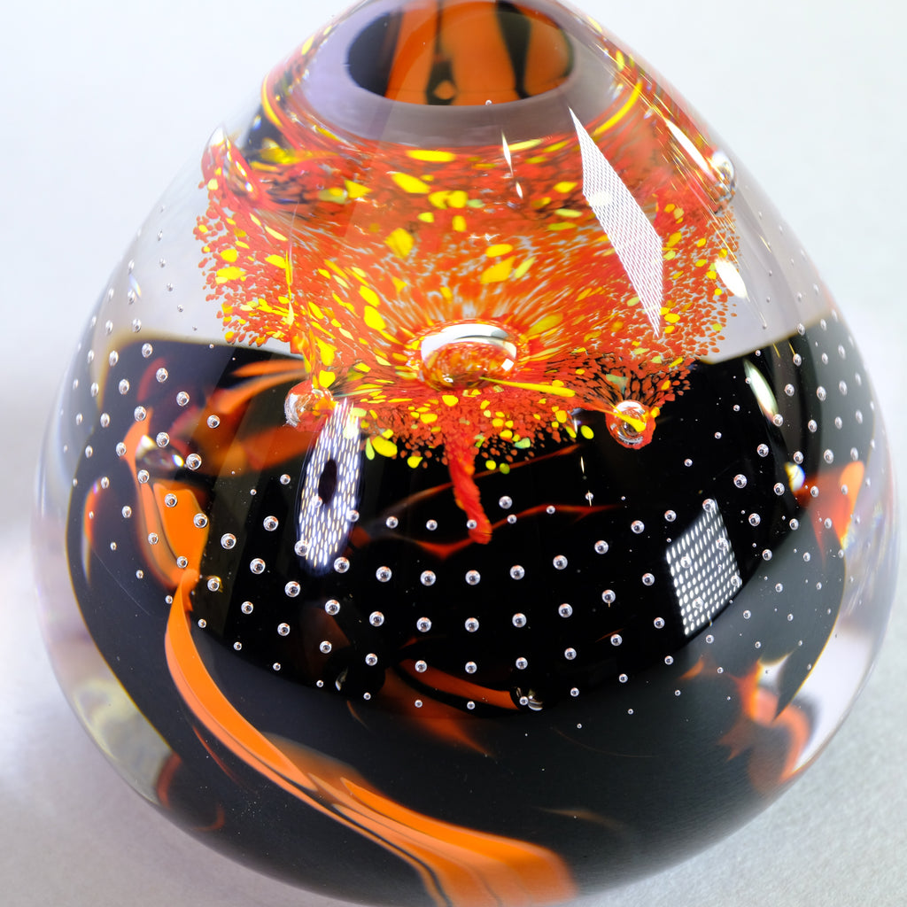 Caithness 'Abstract Extravaganza' Paperweight. – Smithsonia